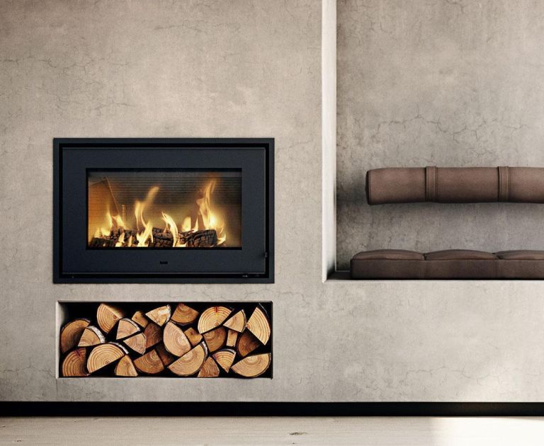 Wood Burning Stove Insert with a Large Window | RAIS Visio 1